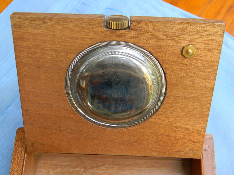 Omega - Omega Chronometre Clock?